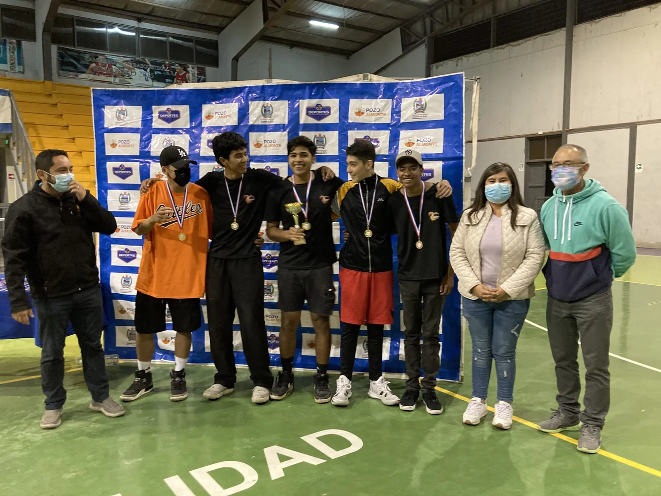 Iquique se coronó campeón del Torneo 3 a 3 de básquetbol de Pozo ...